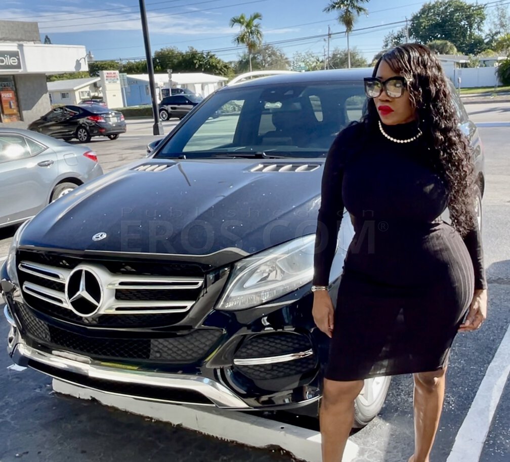 Madame Margaux Model - 2027432114 - Located in Florida, Miami